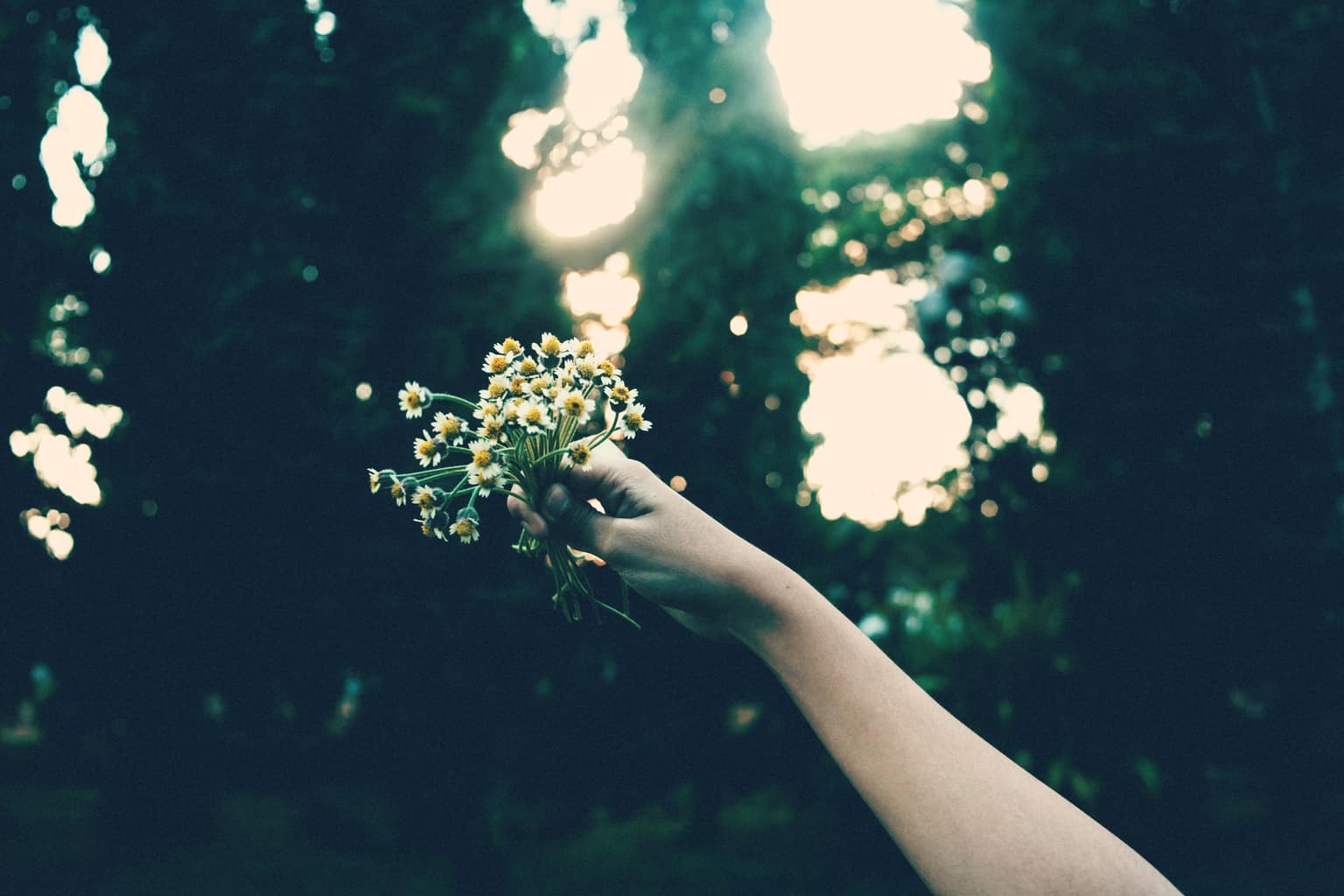 Living With Chronic Pain? Here's what your friends should know.