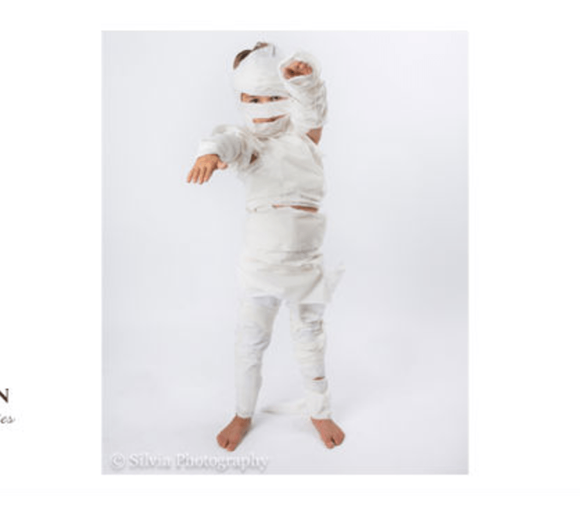 The Easy DIY Mummy Costume - Urban Mommies